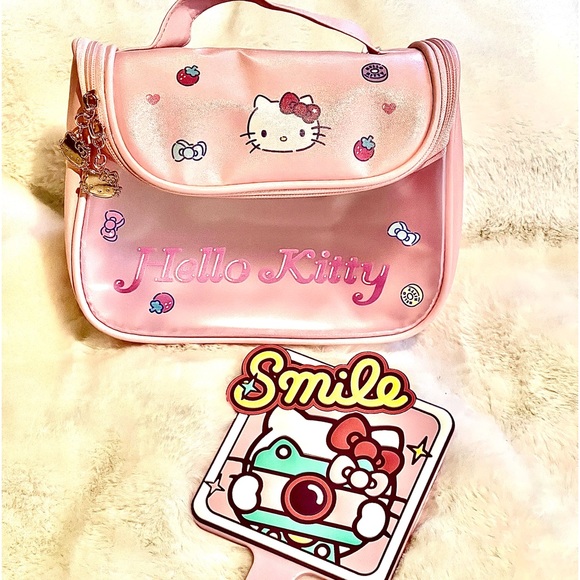 Hello Kitty | Accessories | Hello Kitty Set | Poshmark